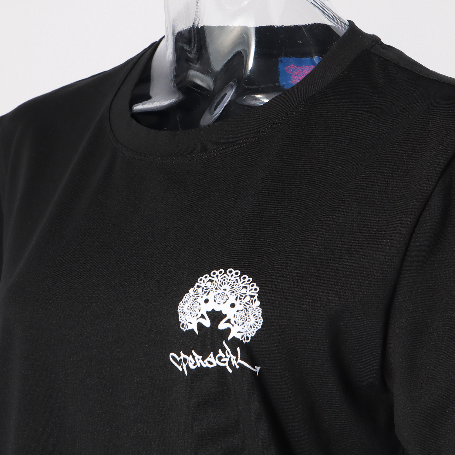 OPERA GIRL CANDY FLOCKING PRINT Tシャツ｜VIVIENNE TAM（ヴィヴィアンタム）公式オンラインストア