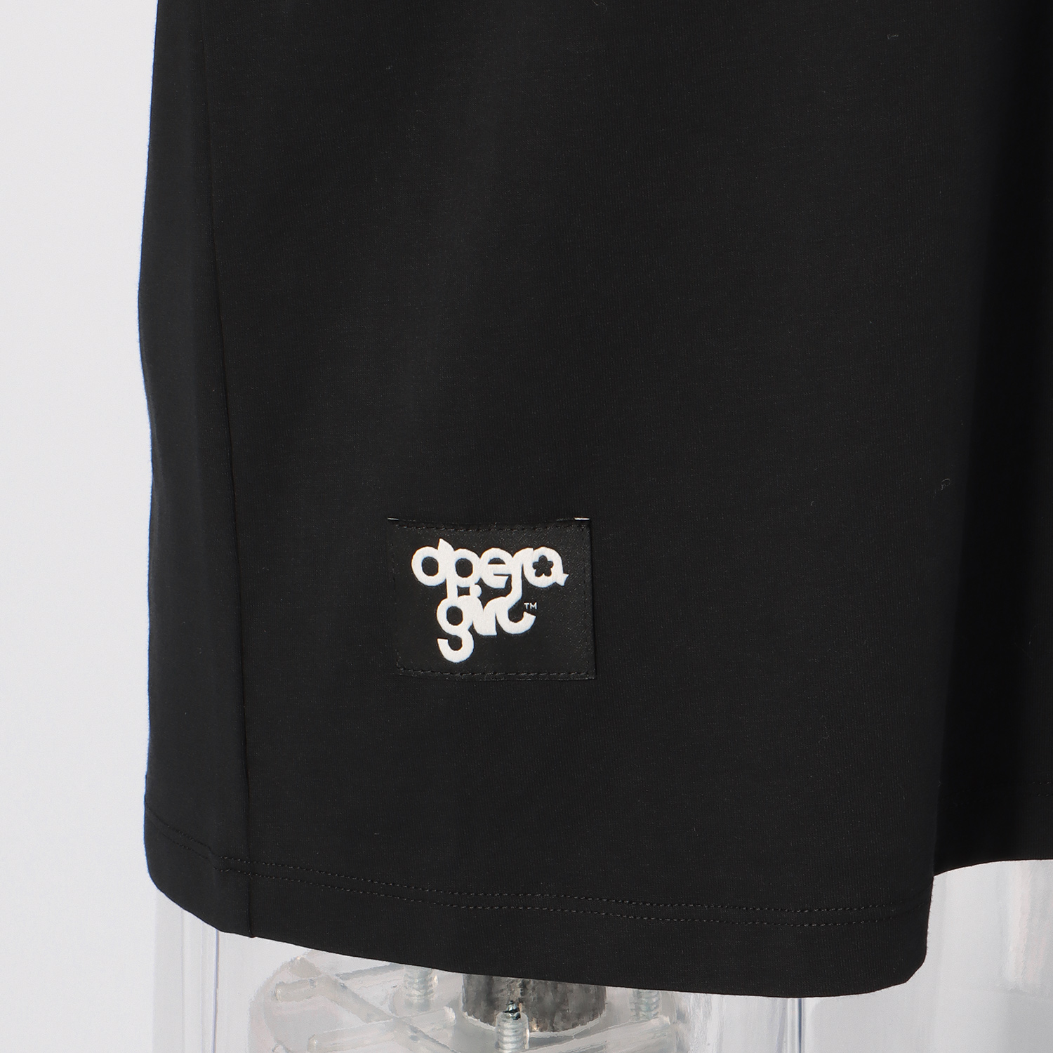 OPERA GIRL CANDY FLOCKING PRINT Tシャツ｜VIVIENNE TAM（ヴィヴィアンタム）公式オンラインストア